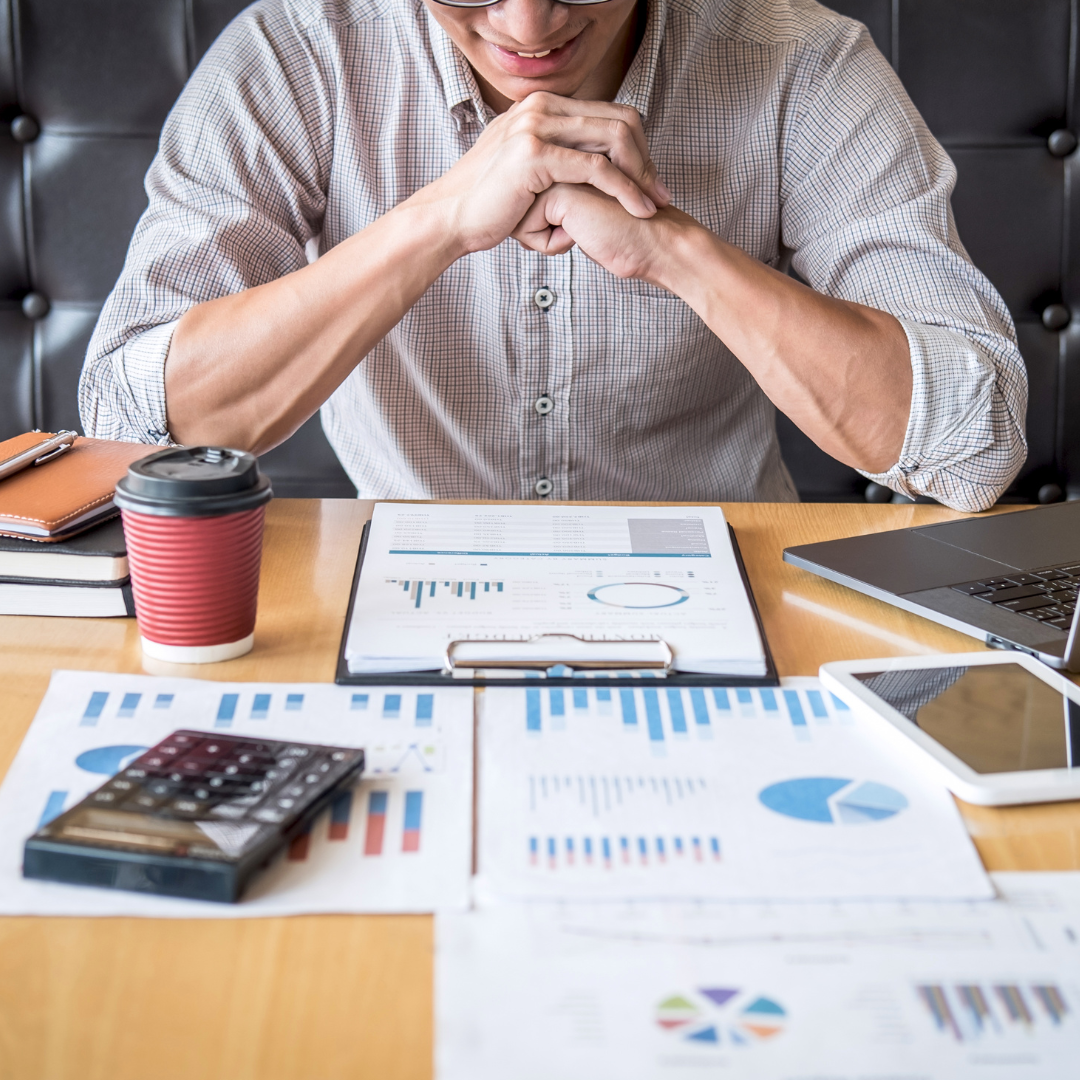 Queue Card vs. Traditional Business Cards: A Cost-Benefit Analysis ...